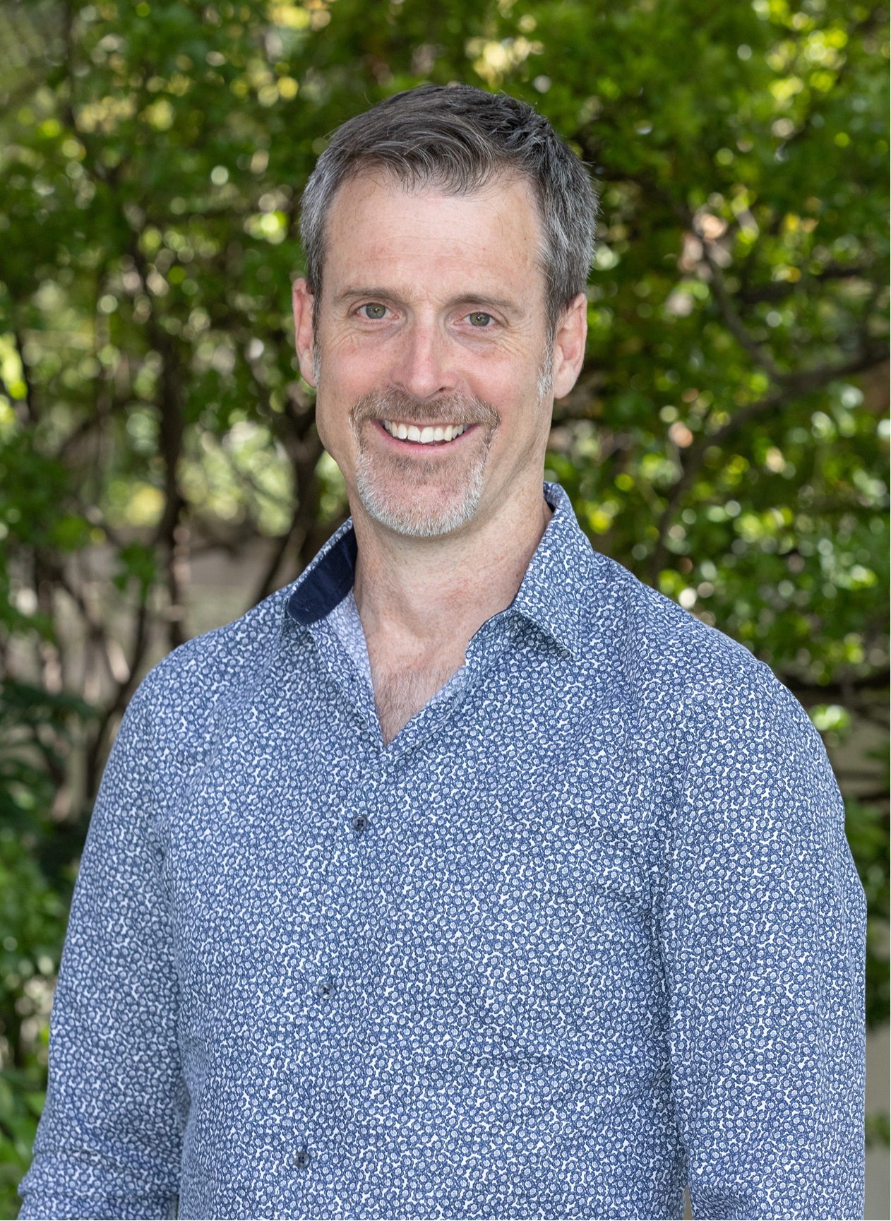 Meet Dr Brin Hodgskiss - Website title
